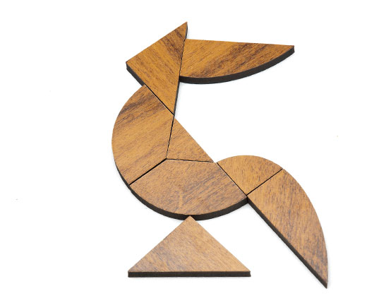 Tangram Oval com Base para Montagem na Caixa