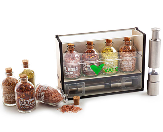 Kit Tempero com 4 Vidros de Especiarias + Moedor de Pimenta - Caixa de ...
